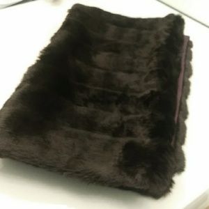IMAN | Accessories | Nwot Iman Faux Fur Wrapscarf 8 X 56 | Poshmark